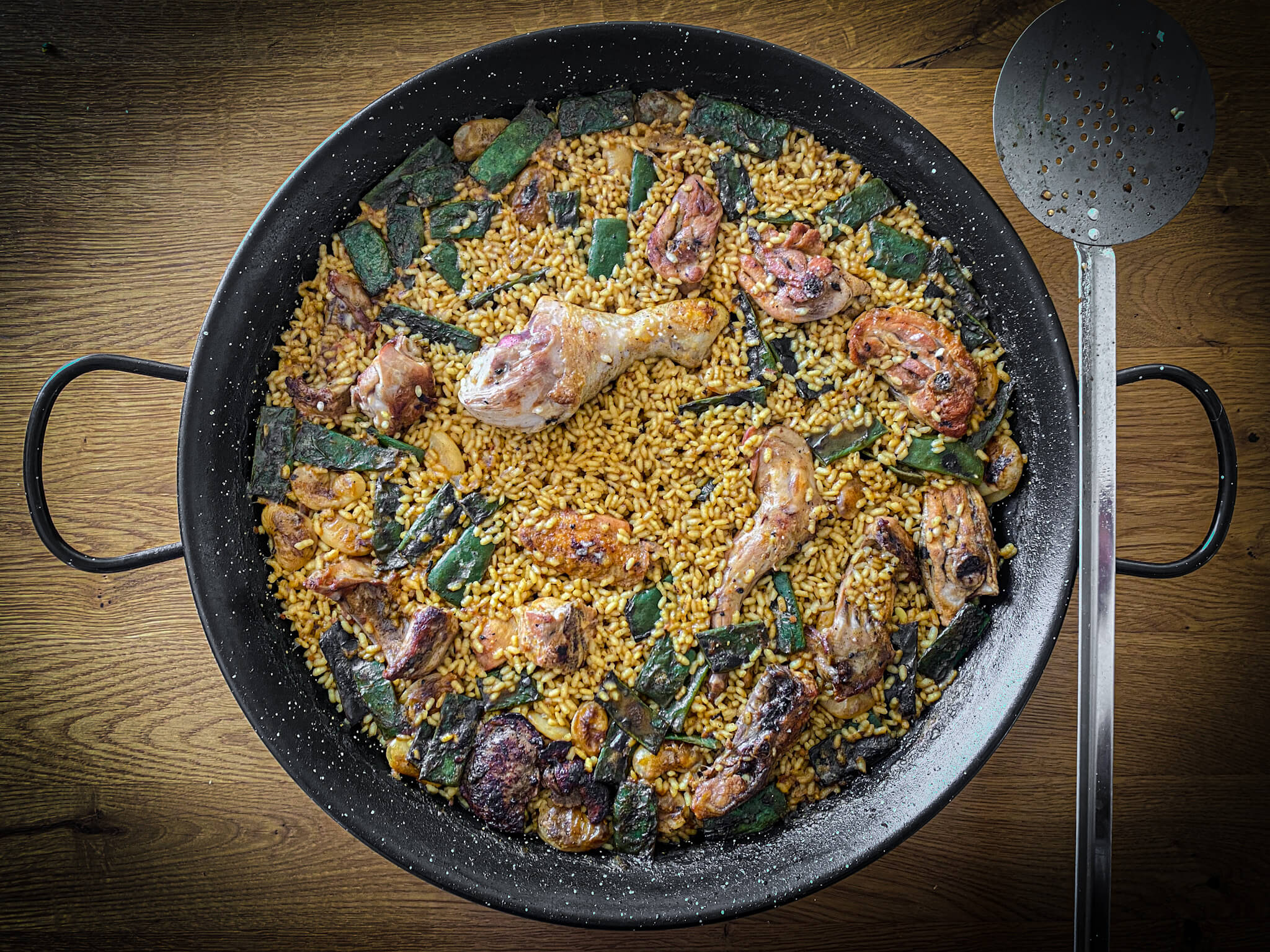 Classic Spanish Paella Recipe: Valencian Style with 10 Authentic ...